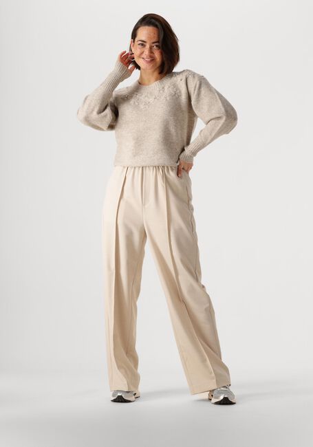 The fashion store that loves you back | Omoda