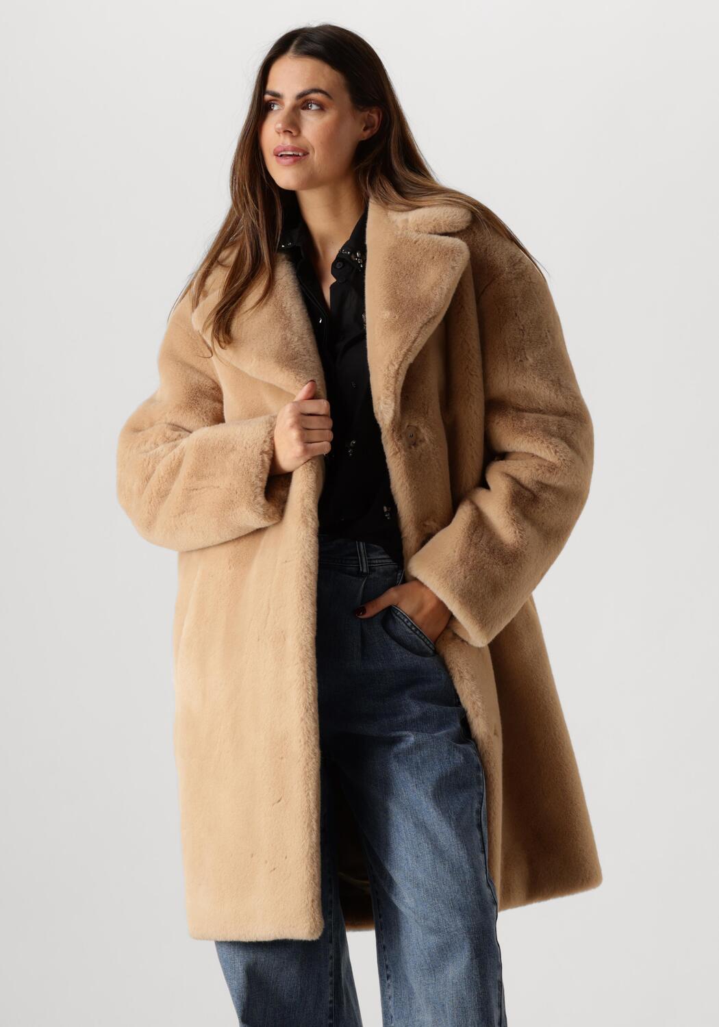 Beige STAND STUDIO Fake-Fur-Jack CAMILLE COCOON COAT | Omoda